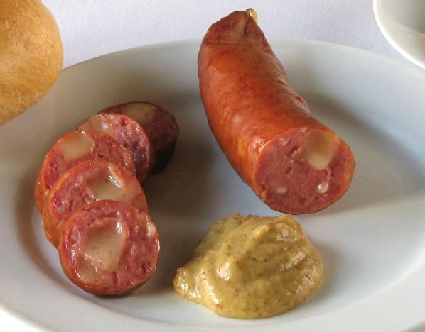 Krainerwurst avagy szlovén-osztrák kolbászvita :: Hetedhétország